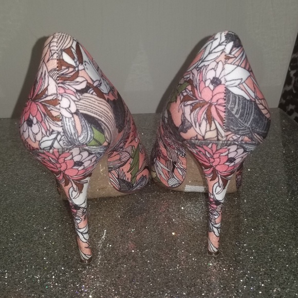 Jessica Simpson | Shoes | Jessica Simpson Floral High Heels | Poshmark